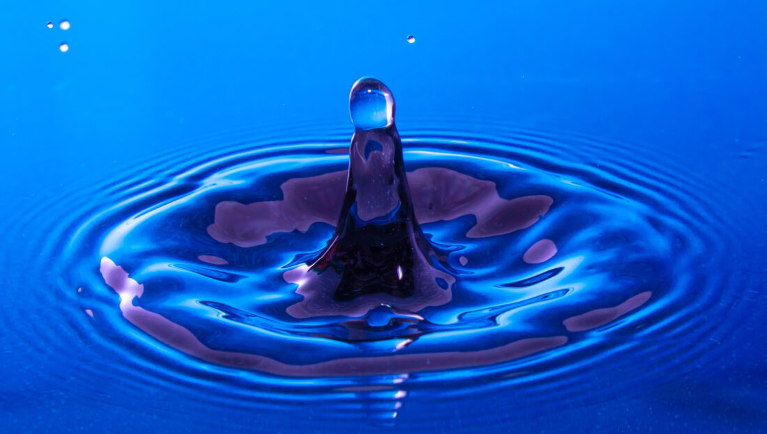 How to Make a Solar Water Distiller: DIY Solar Projects – Mother Earth News